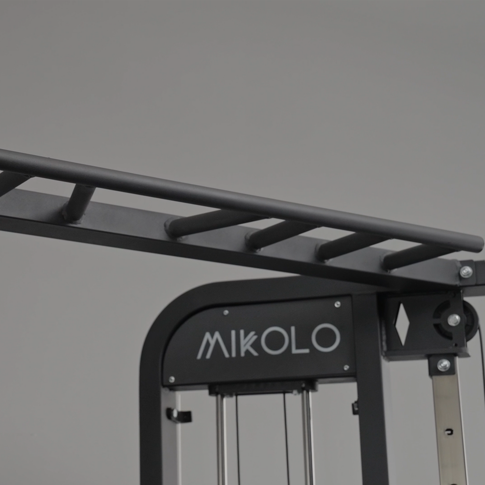 MIKOLO FALCON WEIGHT STACK FUNCTIONAL TRAINER WITH ADJUSTABLE 1:1 & 2: