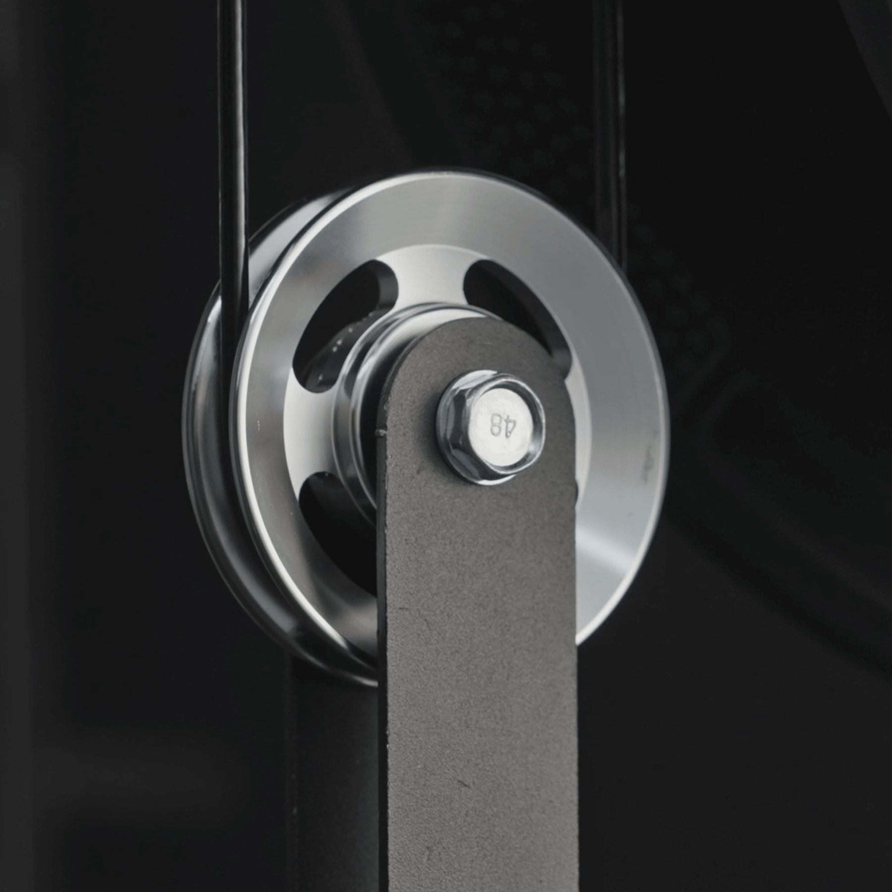 MIKOLO M7 ALL-IN-ONE SMITH MACHINE FUNCTIONAL TRAINER