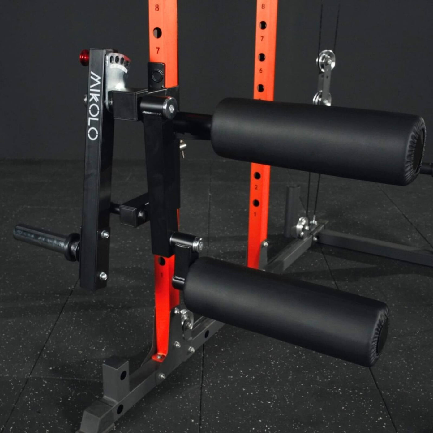 Mikolo Economical Rack Mounted Leg Extension and Curl Plate-Loaded